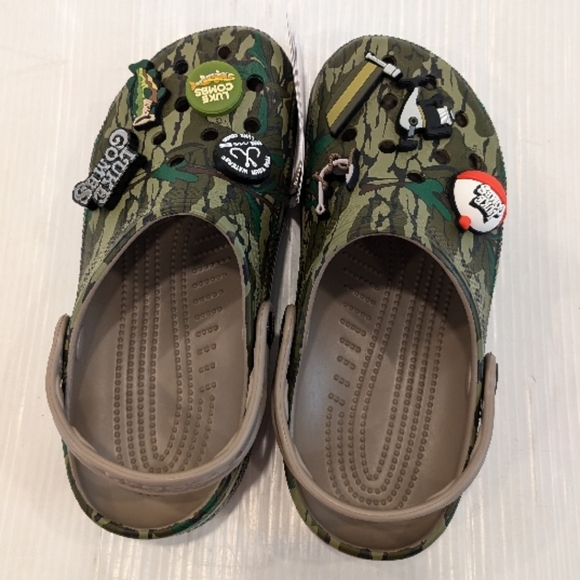 CROCS | Shoes | Crocs X Luke Combs Camouflage Classic Clogs Fishing ...